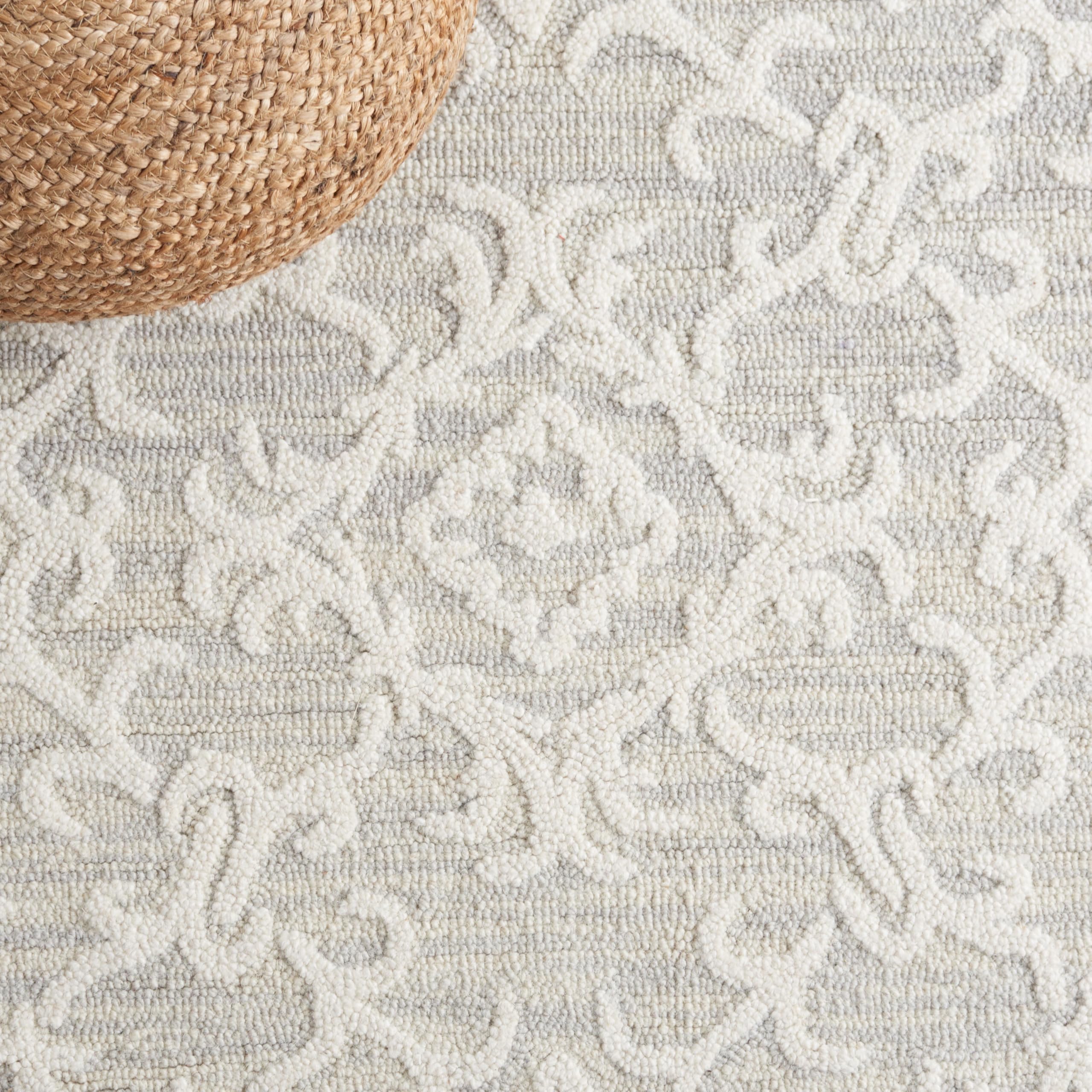 SAFAVIEH Blossom Collection Area Rug - 8' x 10', Grey & Ivory, Handmade Wool, Ideal for High Traffic Areas in Living Room, Bedroom (BLM104A)