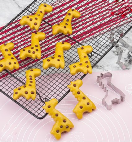 WOBATOY Giraffe Mother and Baby Biscuit Cookie Cutters - Stainless Steel