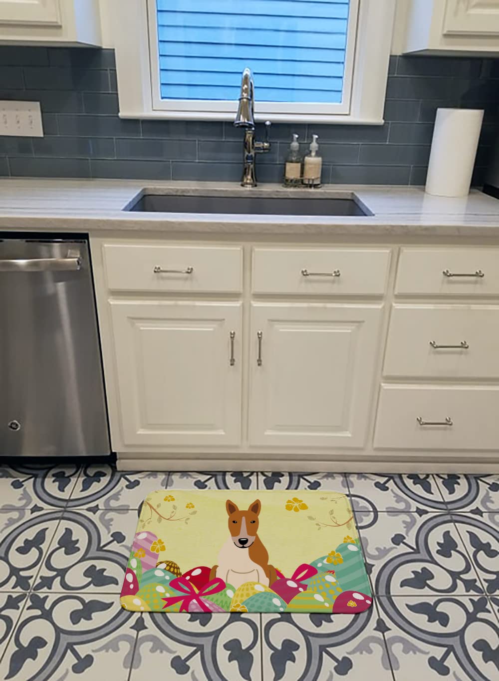 Caroline's Treasures BB6135RUG Easter Eggs Bull Terrier Red White Machine Washable Memory Foam Mat, Bathroom Rug, Non-Slip Bath Mat, Durable Thick Washable Rugs for Kitchen, Bathroom Quick Dry, Decora