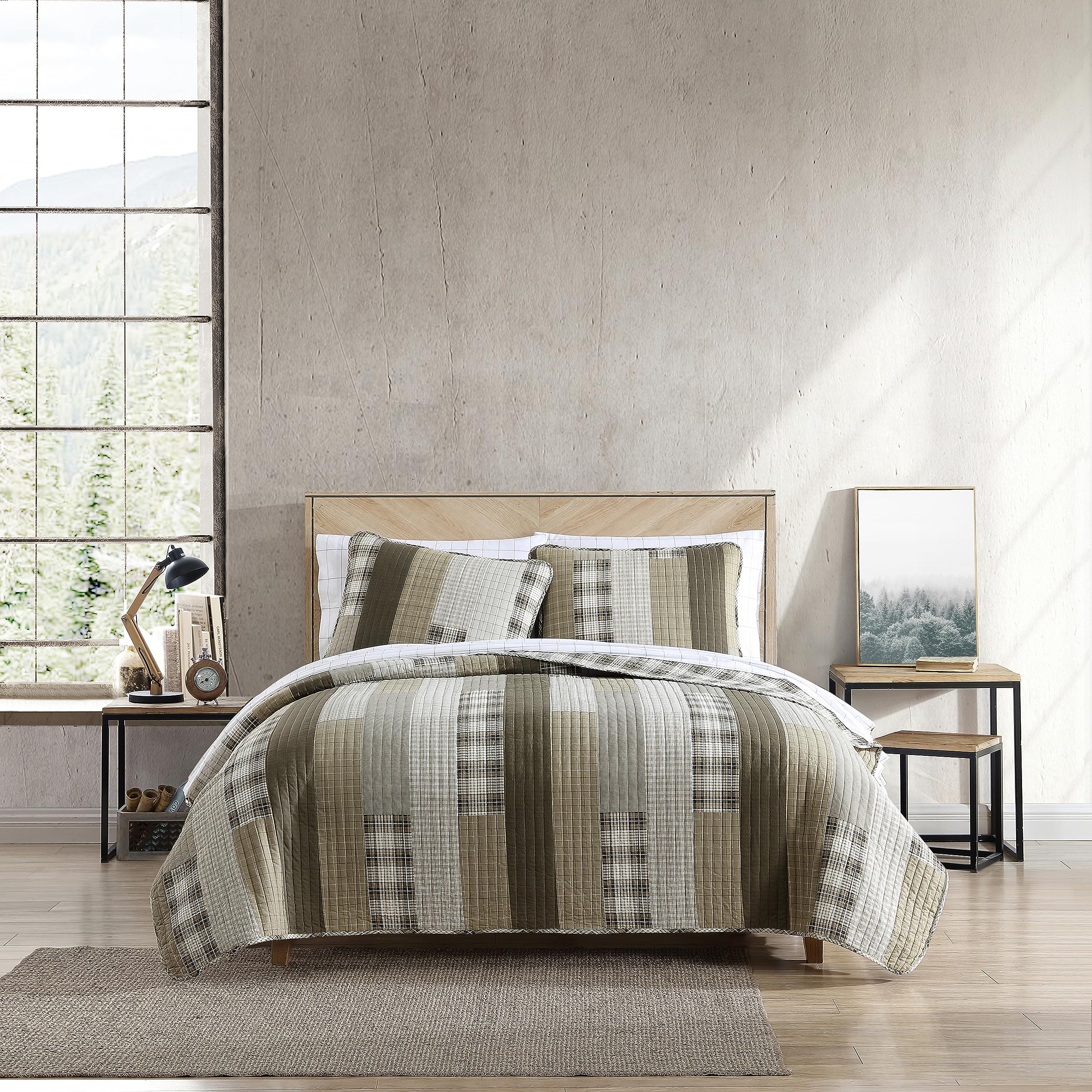 Eddie Bauer - Twin Quilt Set, Cotton Reversible Bedding with Matching Sham, Home Decor for All Seasons (Fairview Sand, Twin)