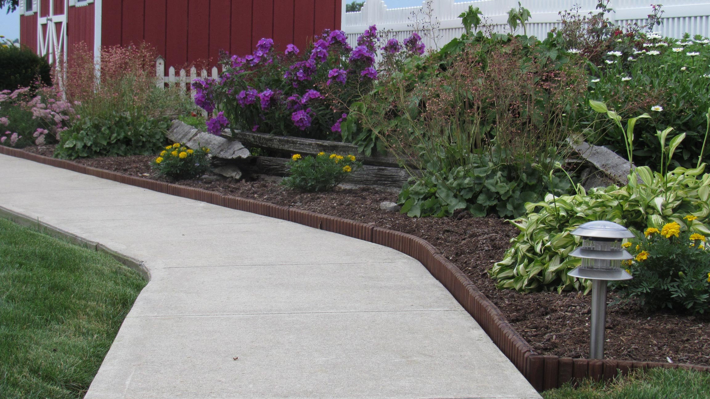 Flexible Brown Natural Lawn & Landscape Border Edging (8-Pack)
