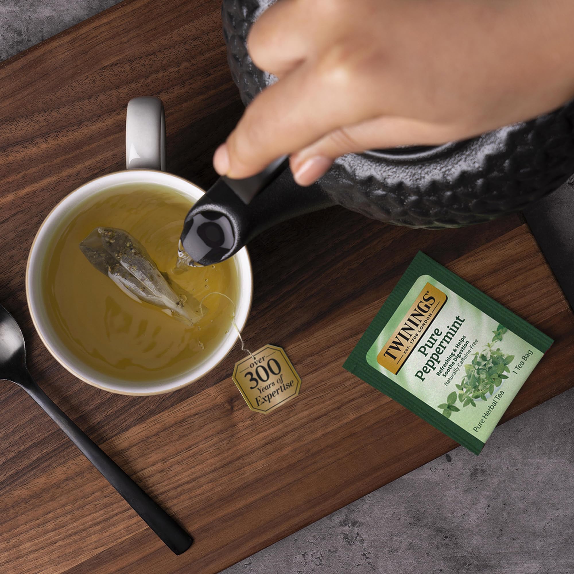 Twinings Pure Peppermint Herbal Tea Individually Wrapped Bags, 20 Count (Pack of 1), Fresh Minty Flavour, Naturally Caffeine-Free, Enjoy Hot or Iced | Packaging May Vary