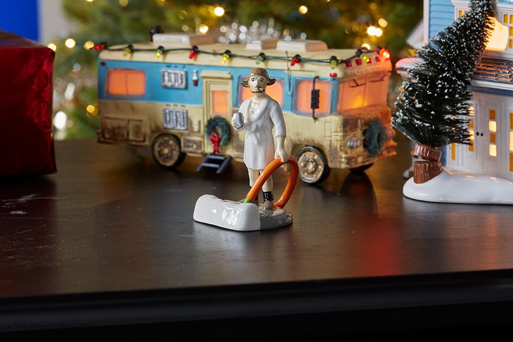 Department 56 Snow Village National Lampoon's Christmas Vacation Cousin Eddie's RV Lit Figurine, 7.87 Inch, Multicolor