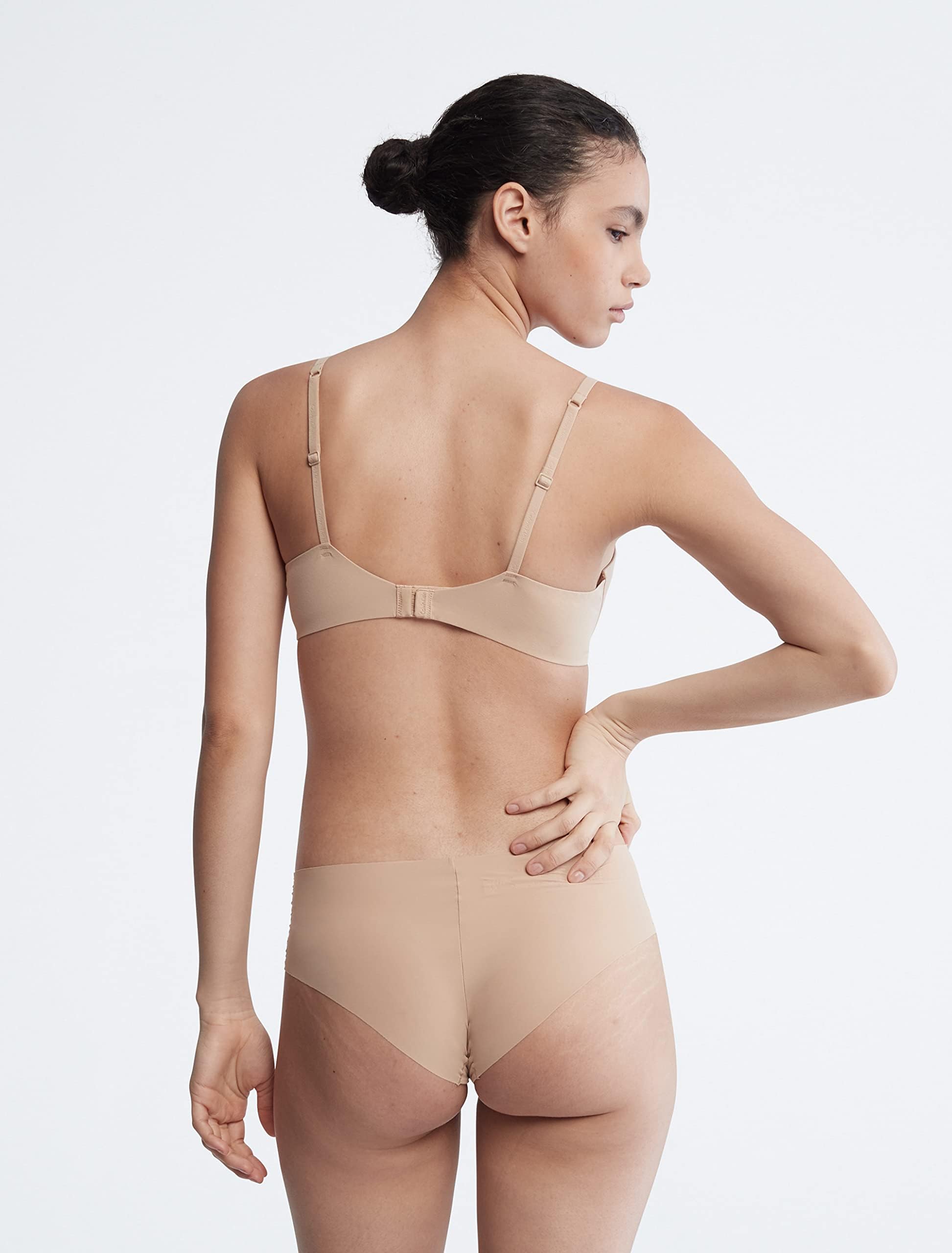 Calvin Klein Perfectly Fit Lightly Lined T-Shirt Bra with Memory Touch, Bare, 34A