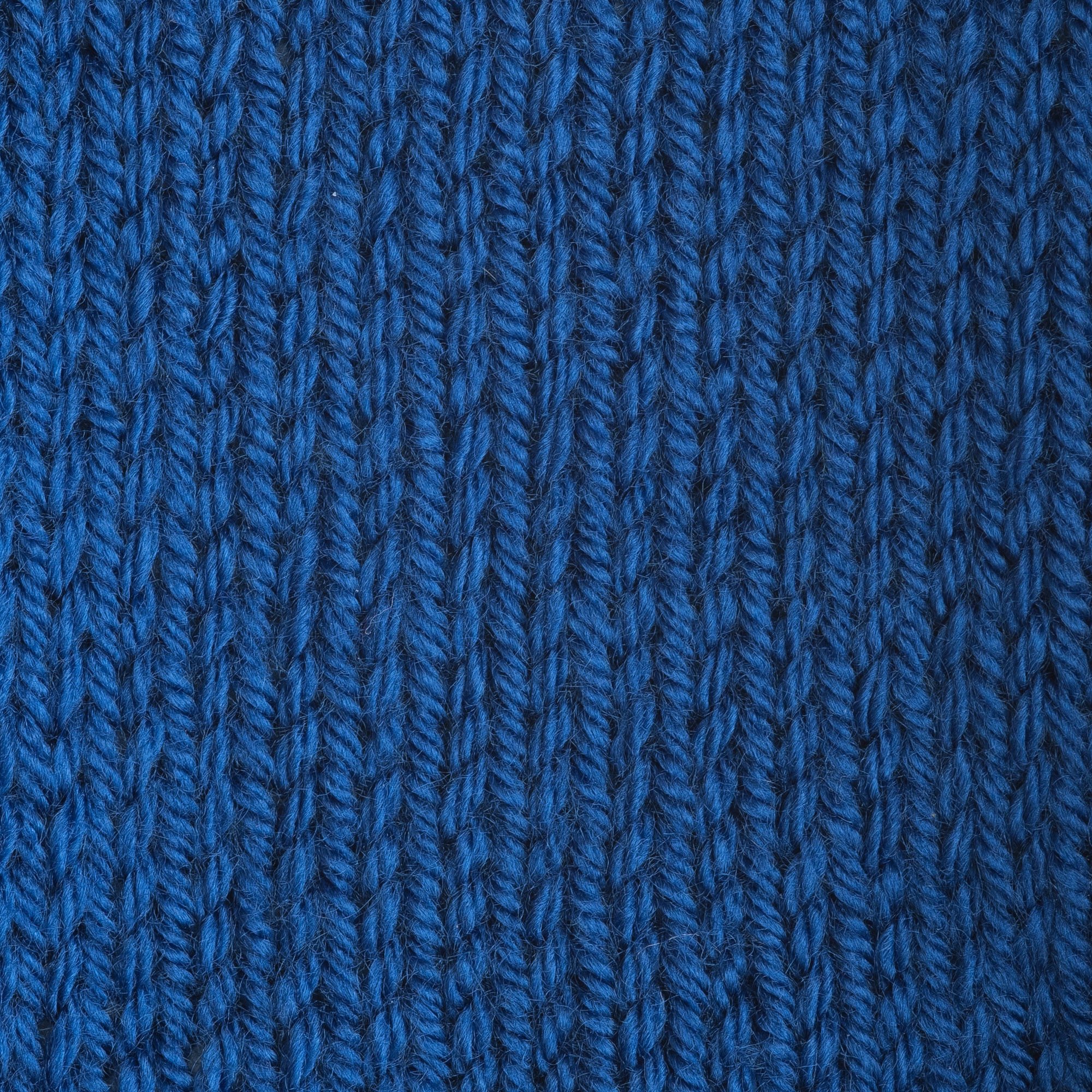 Patons Canadiana Yarn, Royal Blue
