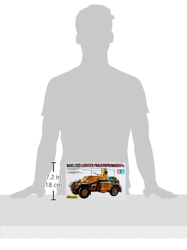 TAMIYA 300035268 1: 35 WWII Special Vehicle 223 Light Späh Tank (2)