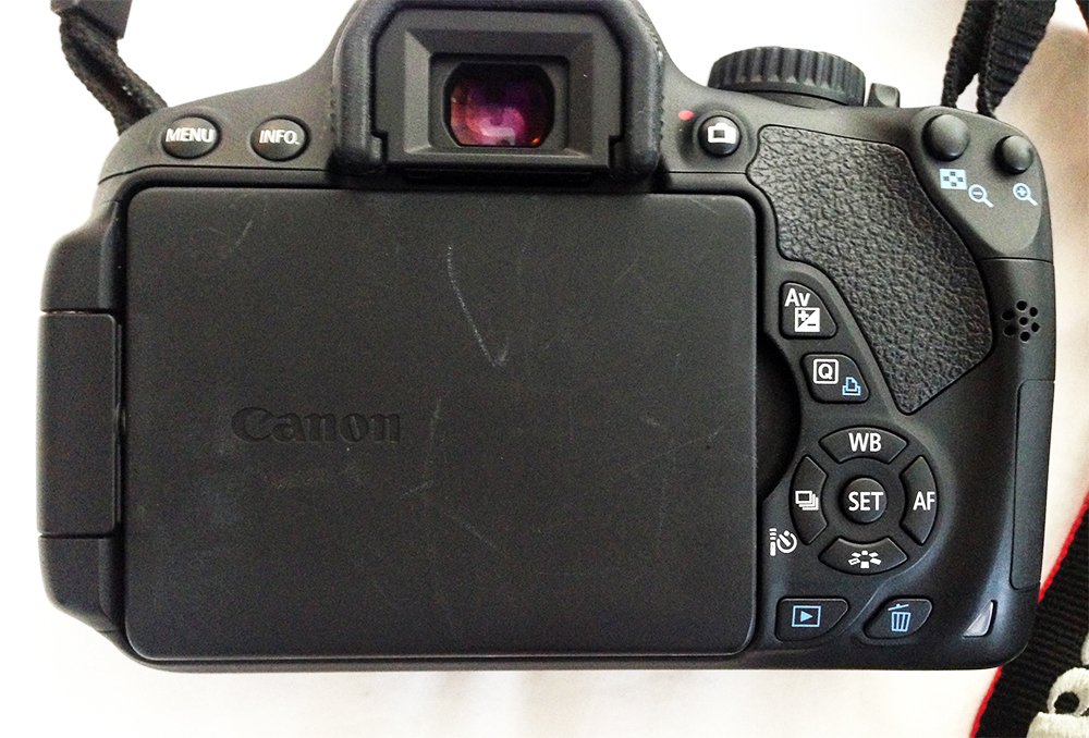 Canon EOS 650D Digital SLR Camera - Black (Inc. 18-55mm f/3.5-5.6 is II Lens Kit)