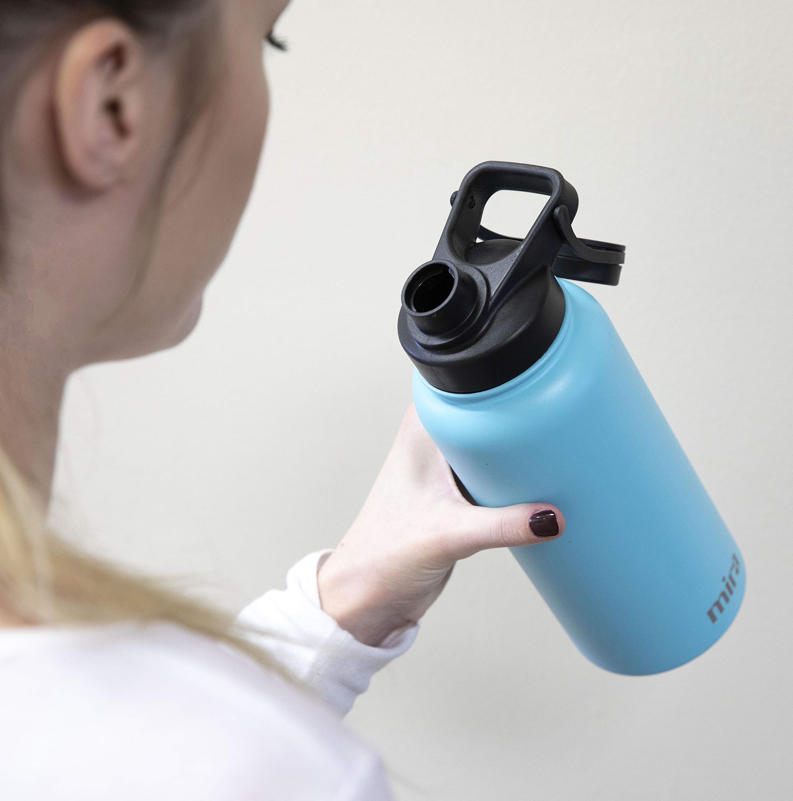 MIRA 32 oz Insulated Sports Bottle - Stainless Steel Temperature Control Thermos - Easy-Drink Spout (24Hr Cold/12Hr Hot) - Blue Lava