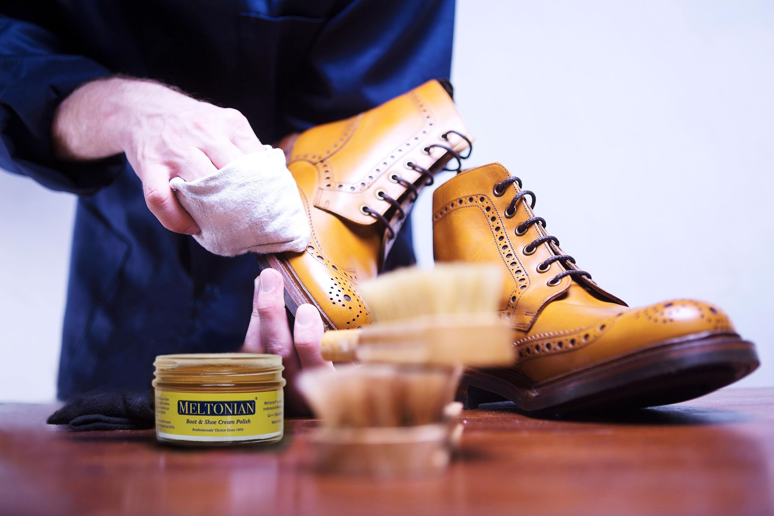 Meltonian Cream Shoe Polish - Natural Wax & Oils- Brown & Black Shoe Polish for Leather - Restores & Protects, 60+ Colors, Cleaner