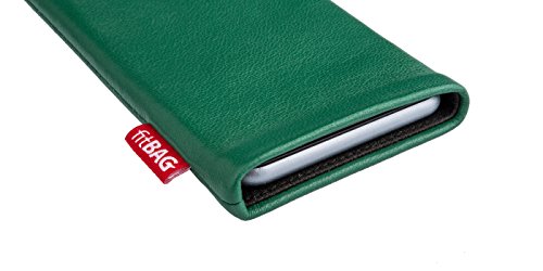 fitBAG Beat Green Custom Tailored Sleeve for Oppo Reno2 | Made in Germany | Fine Nappa Leather Pouch case Cover with Microfibre Lining for Display Cleaning