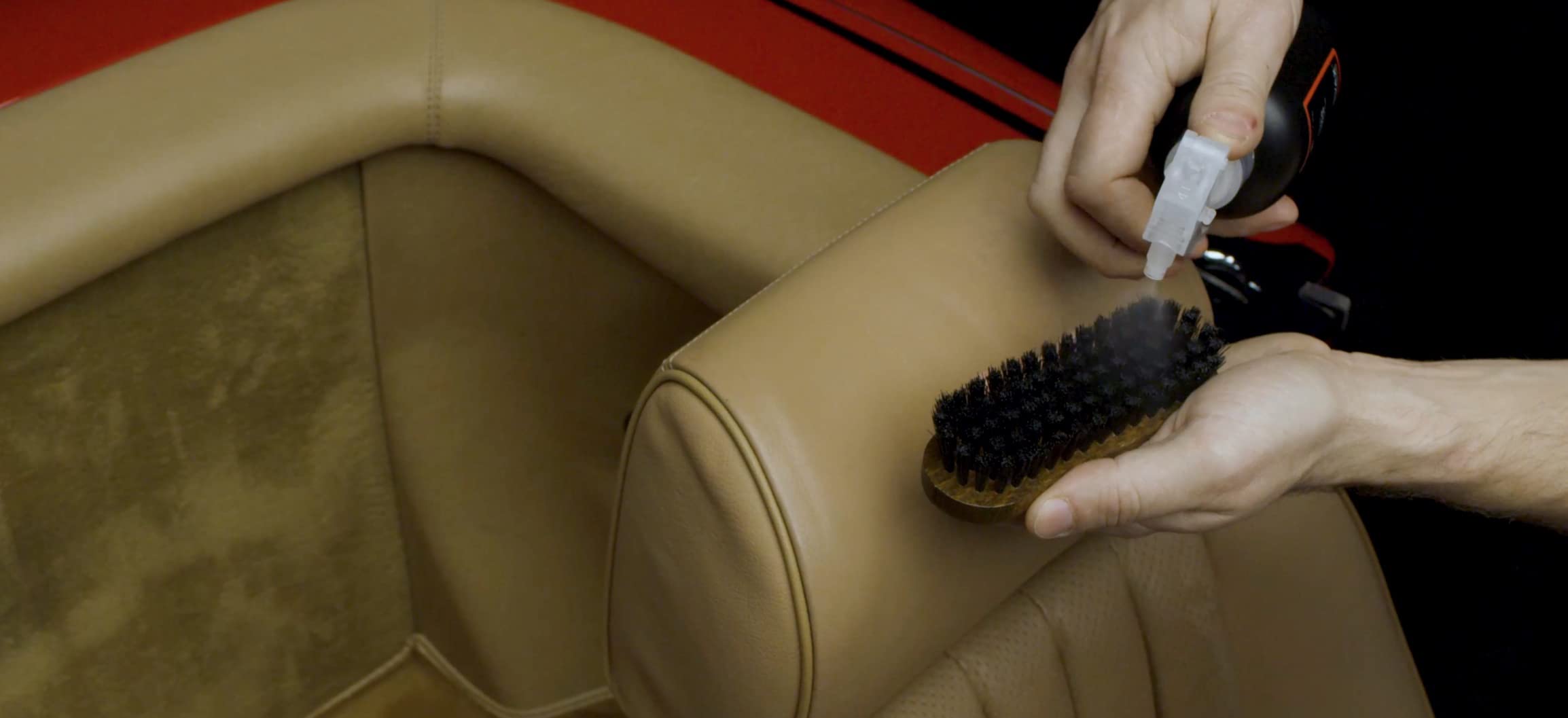 SWISSVAX Leather Care KIT, Interior Leather Cleaner, Cleaning Brush, Microfiber Towel and Leather Milk