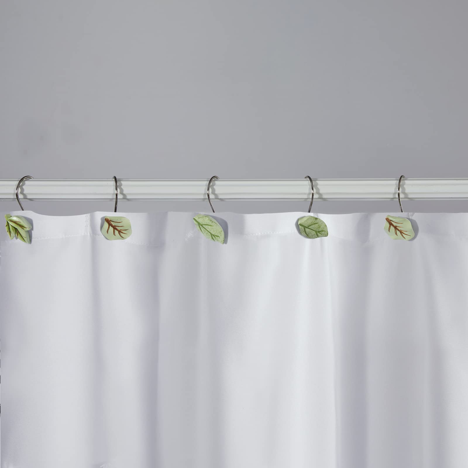 YoKii 12PCS Plant Leaves Decorative Shower Curtain Hooks for Green Tropical Botanical Plam Tree Leaf Shower Curtains Hooks Metal Rustproof Cute Eucalyptus Shower Curtain Rings Bathroom Decoration