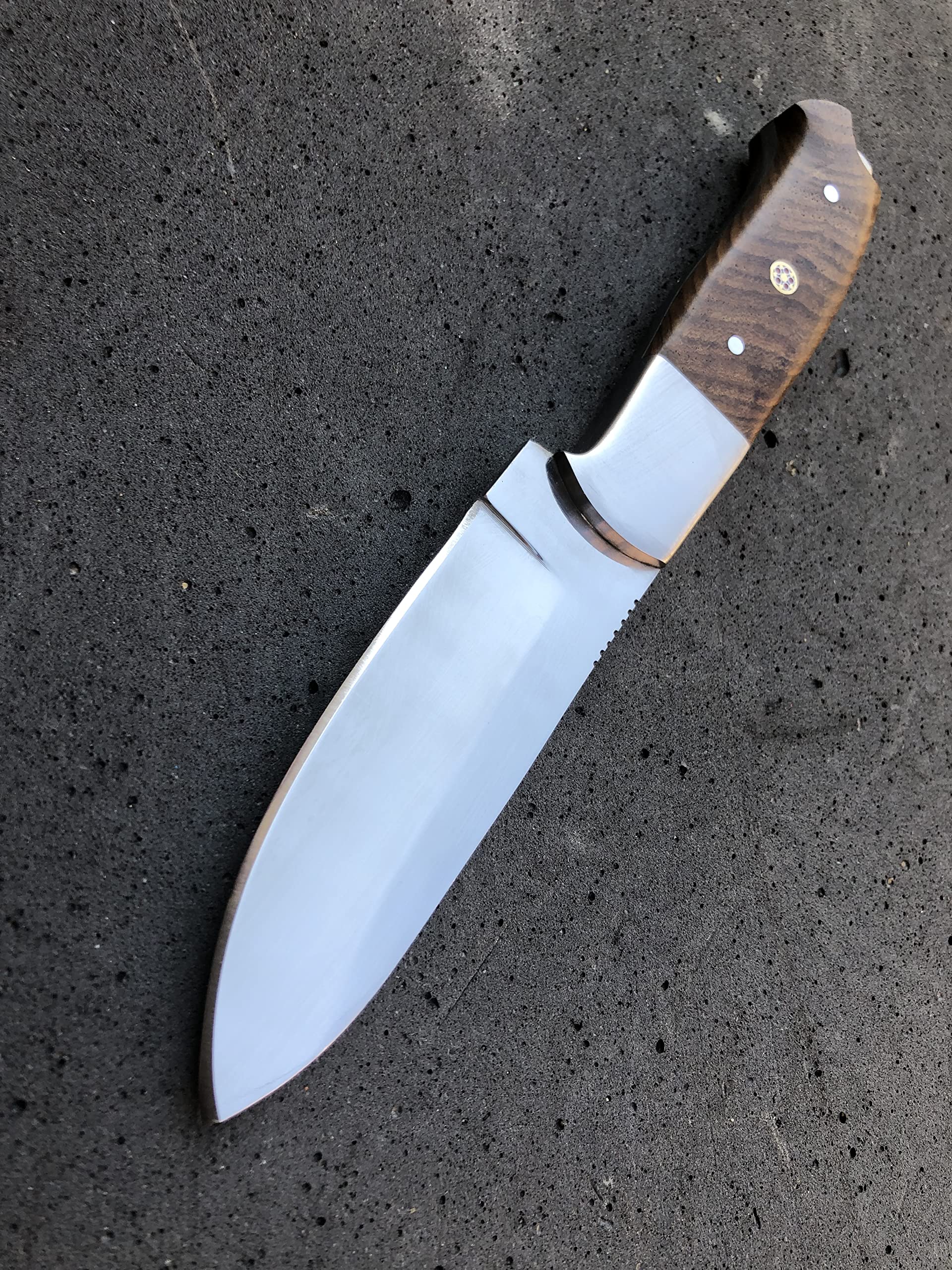 Custom Handmade Hunting Camping knife with Leather Sheath Rose wood Handle Razor Sharp beautiful Design Full Tang J2 Steel