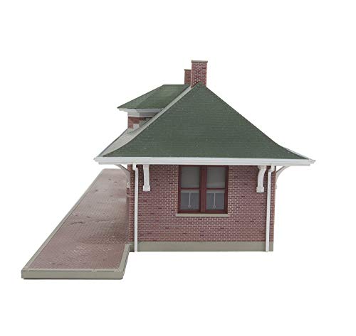 Walthers Cornerstone HO Scale Model Pella Depot