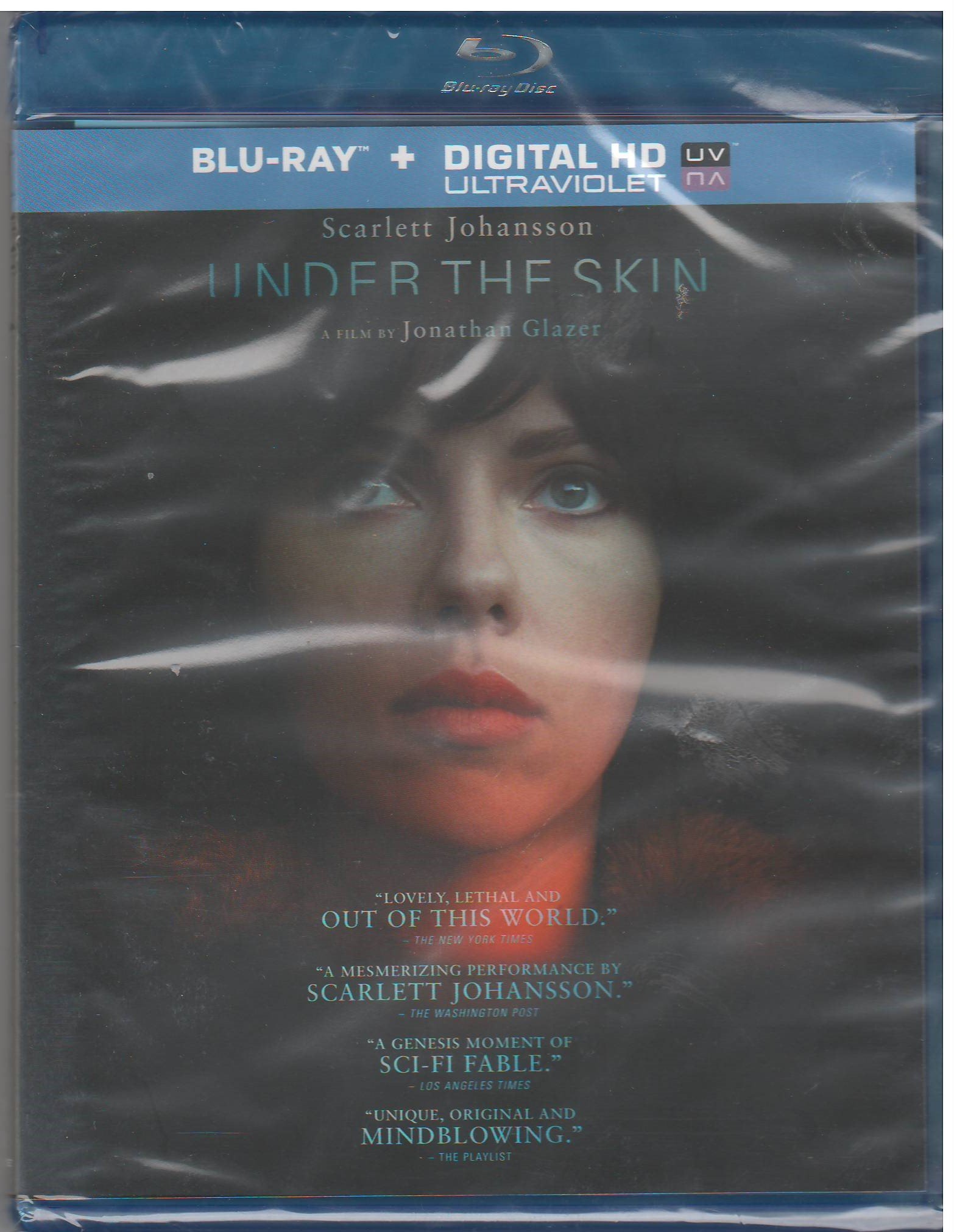 Under The Skin [Blu-ray + Digital]