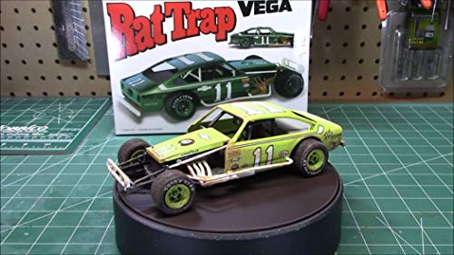 Round 2 1974 Chevy Vega Modified Rat Trap (2T) (MPC905M)