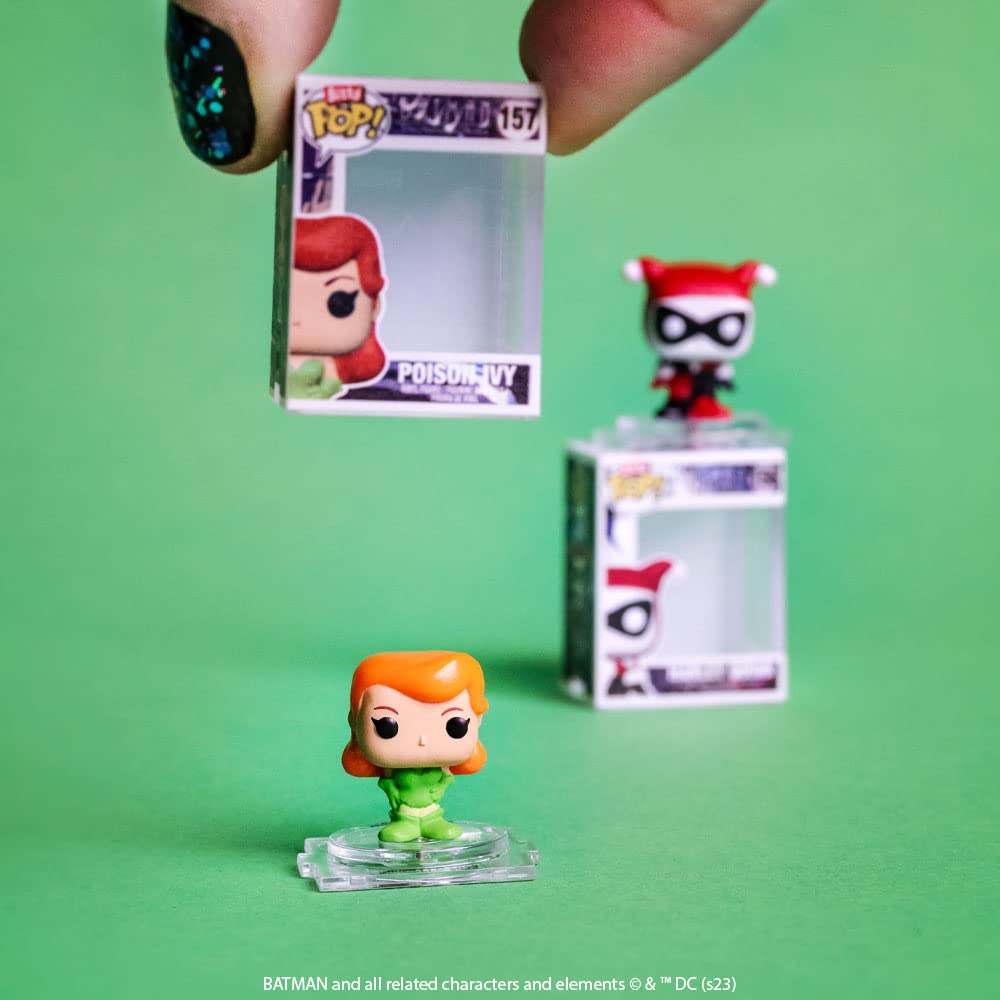 Funko Bitty POP! DC - Batgirl, 4-Pack - Batman, Batgirl, The Riddler and A Surprise Mystery Mini Figure - 0.9 Inch (2.2 Cm) - DC Comics Collectable - Stackable Display Shelf Included - Gift Idea