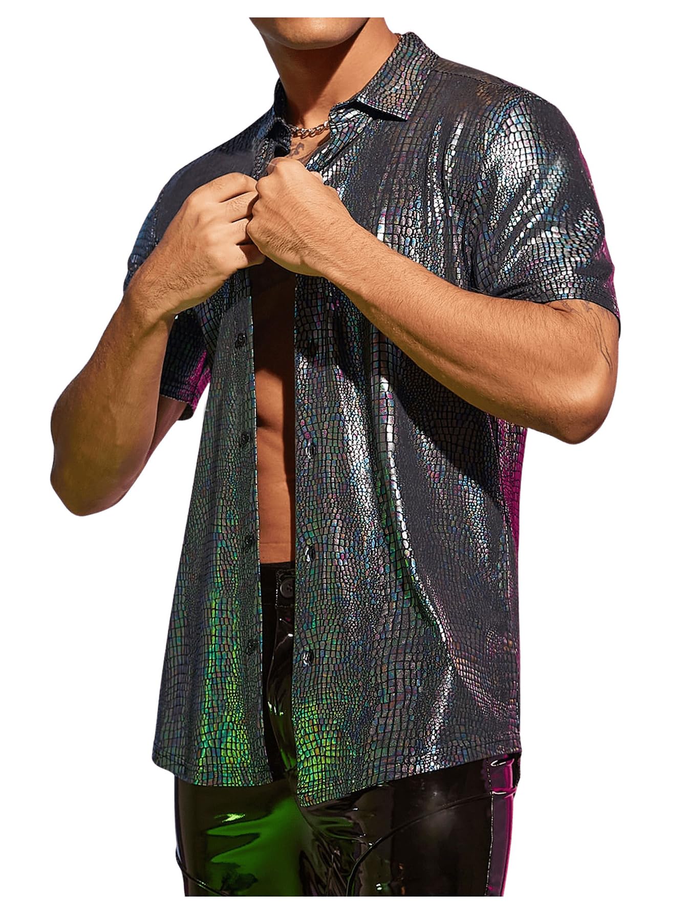 WDIRARA Men's 70s Sparkly Disco Top Crocodile Pattern Metallic Rave Button Front Shirt Short Sleeve Party T Shirt