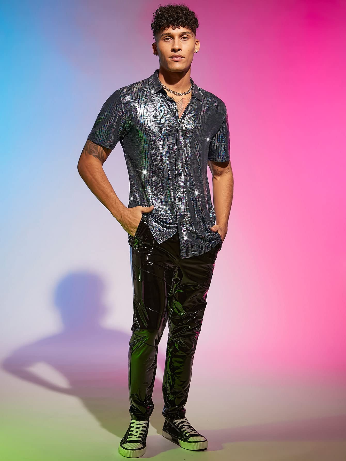 WDIRARA Men's 70s Sparkly Disco Top Crocodile Pattern Metallic Rave Button Front Shirt Short Sleeve Party T Shirt