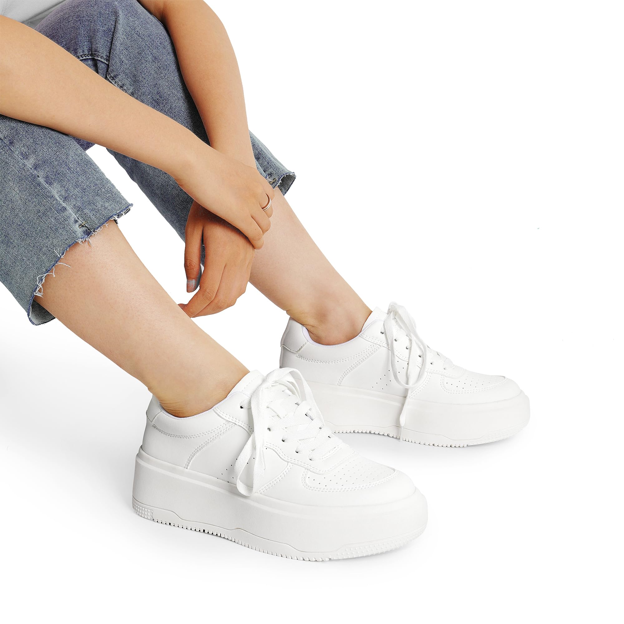 DREAM PAIRS Women Fashion Sneakers Platform Chunky Tennis Walking Lace-Up Comfortable Walking Shoes,SDFN2375W White Size 7