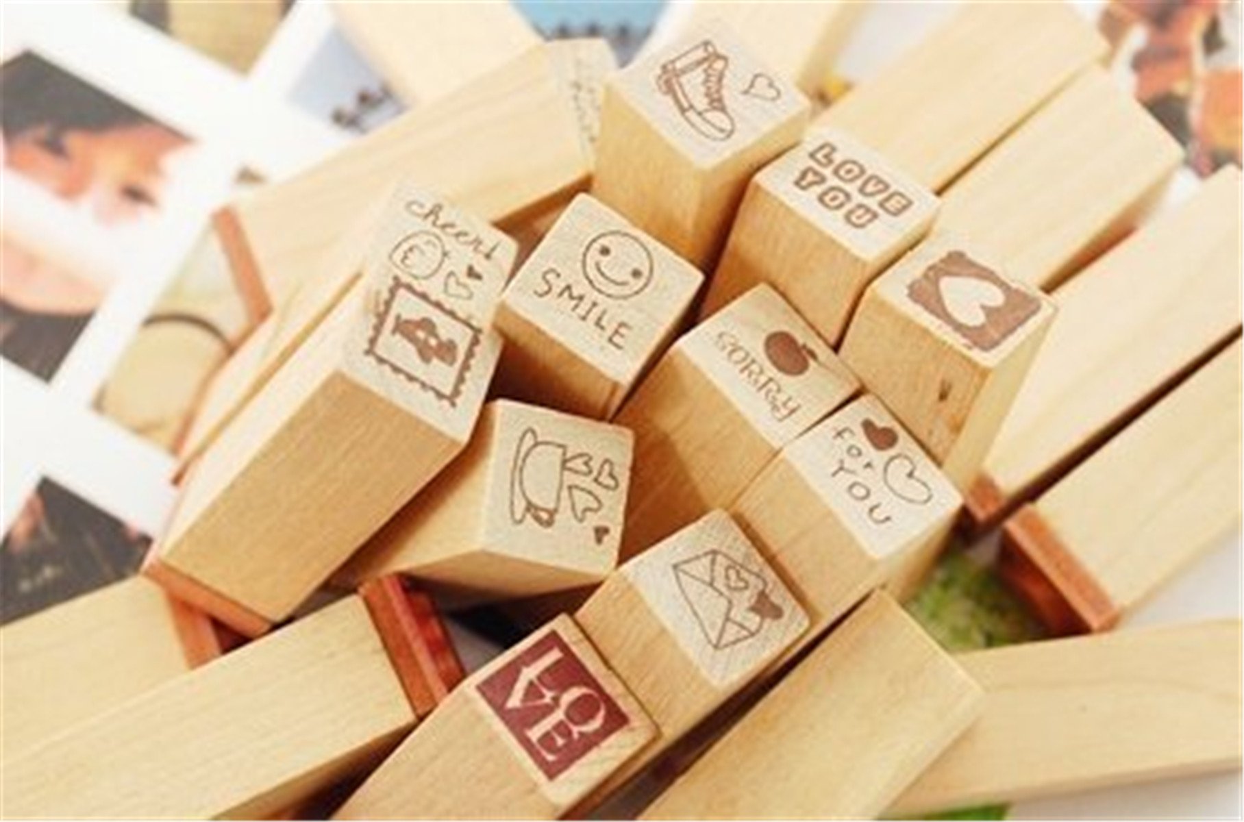 Pack of 25 Pcs Small Heart Shape Wooden Rubber Stamps with Box for DIY Craft Card and Photo Album (Red)
