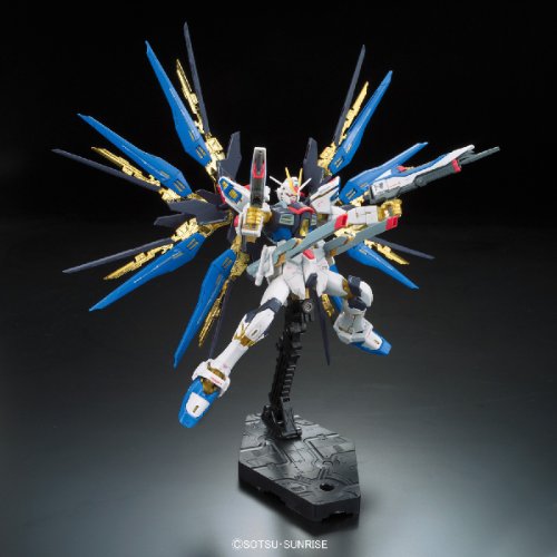 Bandai Hobby #14 RG Strike Freedom Model Kit (1/144 Scale)