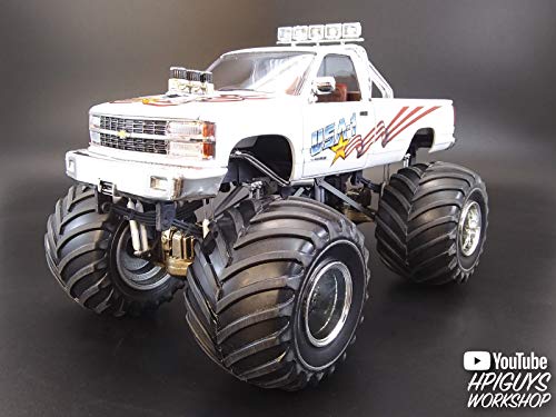 AMT USA-1 Chevy Silverado Monster Truck 1:25 Scale Model Kit