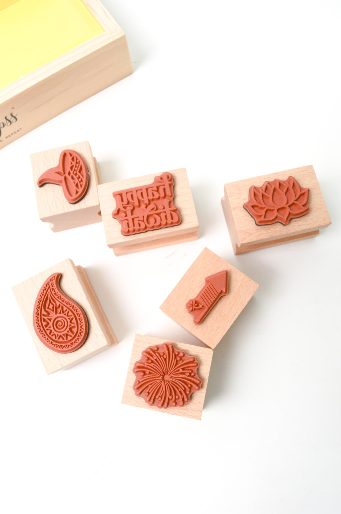 Diwali Wooden Stamp Set – Ideal Gift for Diwali, Arts & Crafts Enthusiasts, and Celebrations - Perfect for Rangoli, DIY Crafts, Card Making & Festive Decorations