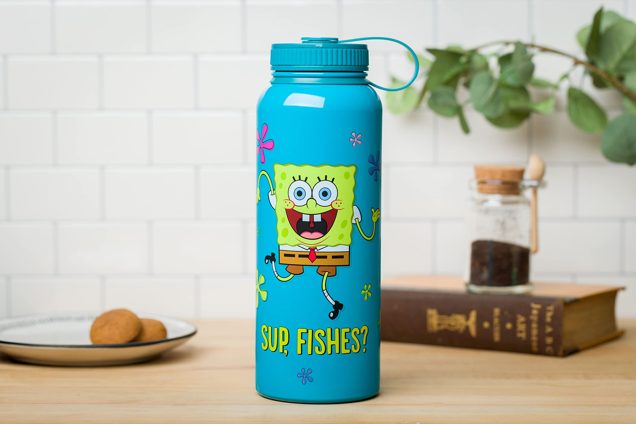 Silver Buffalo Spongebob Sup Fishes Stainless Steel Water Bottle With Twist Lid, 42 Ounces
