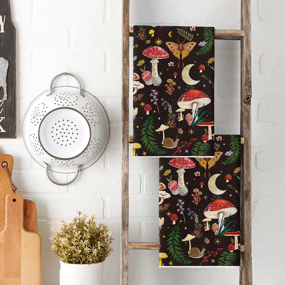 Artoid Mode Black Modern Mushroom Kitchen Towels Dish Towels, 18x26 Inch Cute Botanic Farmhouse Decoration Hand Towels Set of 2