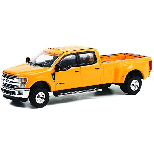 Greenlight 46090-D Dually Drivers Series 9 - 2019 F-350 Dually - School Bus Yellow 1:64 Scale