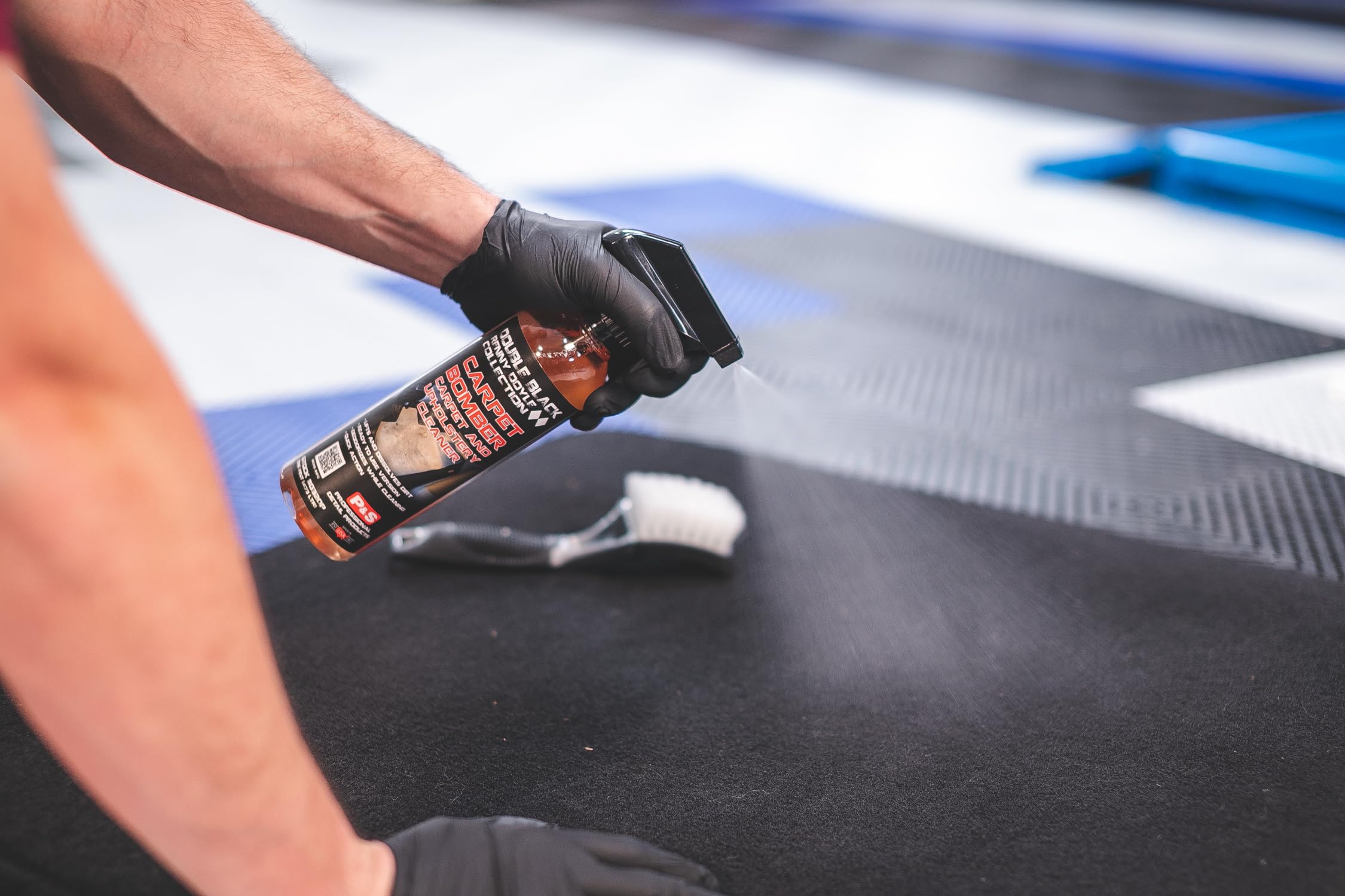 P & S PROFESSIONAL DETAIL PRODUCTS - Carpet Bomber Carpet and Upholstery Cleaner; Citrus-Based Cleaner Dissolves Grease and Lifts Dirt; Highly Dilutable; Great on Engines and Wheel Wells (1 Gallon)