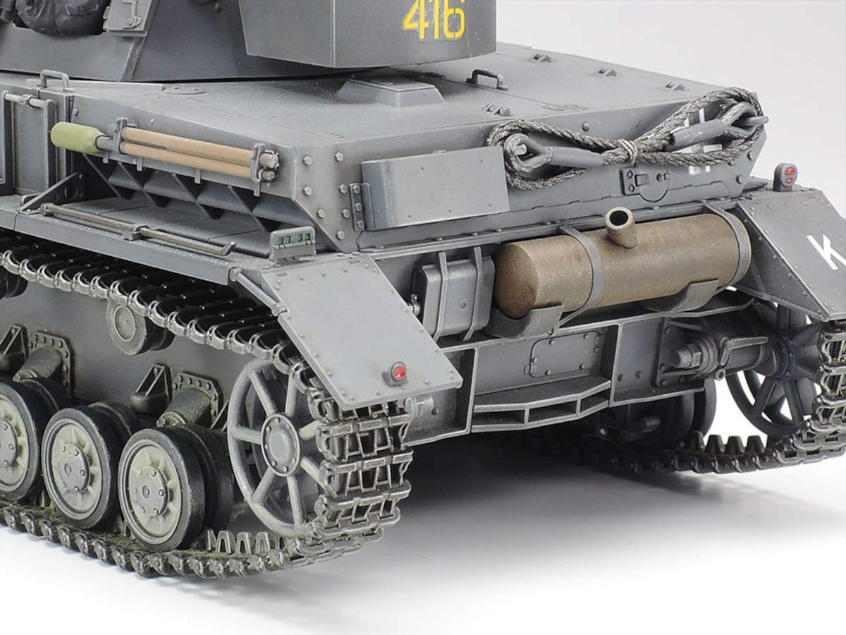 TAMIYA 35374-000 1:35 German Armoured Combat Truck IV Version F L24/75 mm, Model Kit, Plastic Construction Kit, Assembly Kit, Detailed Replica, Unpainted