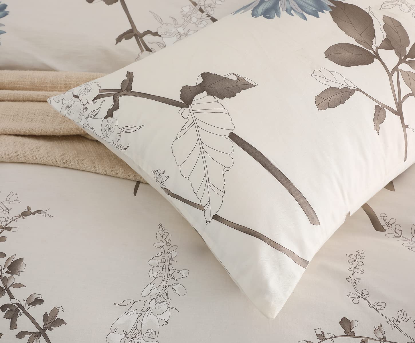SLEEPBELLA Duvet Cover Queen Size, 600 Thread Count Cotton Botanical Flowers Pattern Printed Reversible Comforter Cover