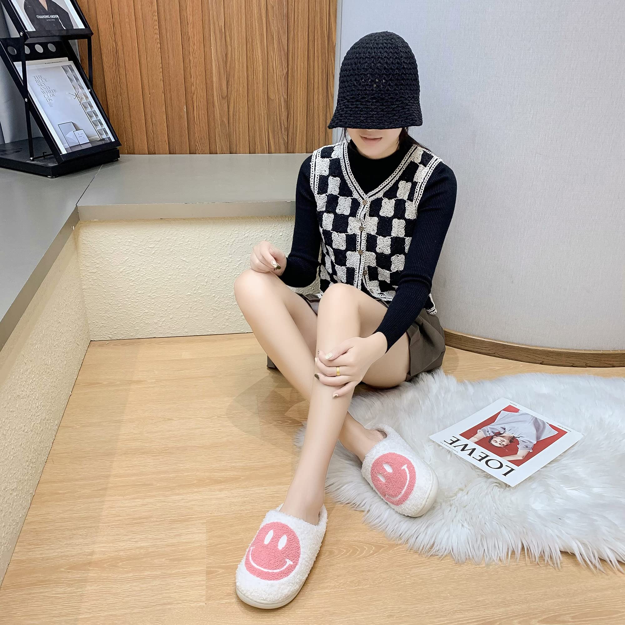 PLMOKN Slippers for women indoor and outdoor men open toe fluffy cute smile face slippers,B-Pink/8.5-9.5