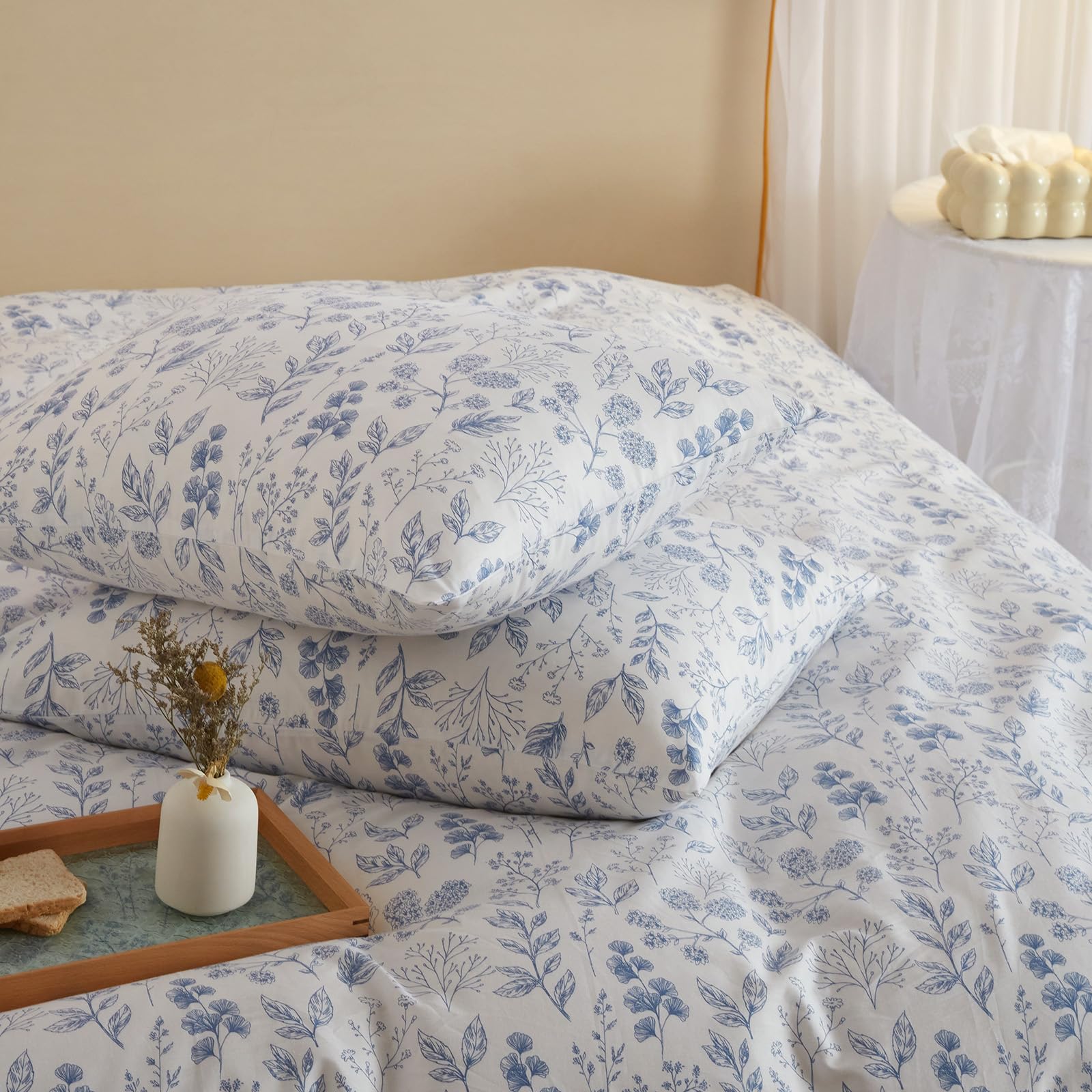 3 Pieces Duvet Cover Queen Size White Bedding Duvet Cover with Blue Floral Print,Soft Cotton Coquette Bedding Comforter Cover Boho Style,Aesthetic Queen Bedding Set with Zipper Closure 4 Ties