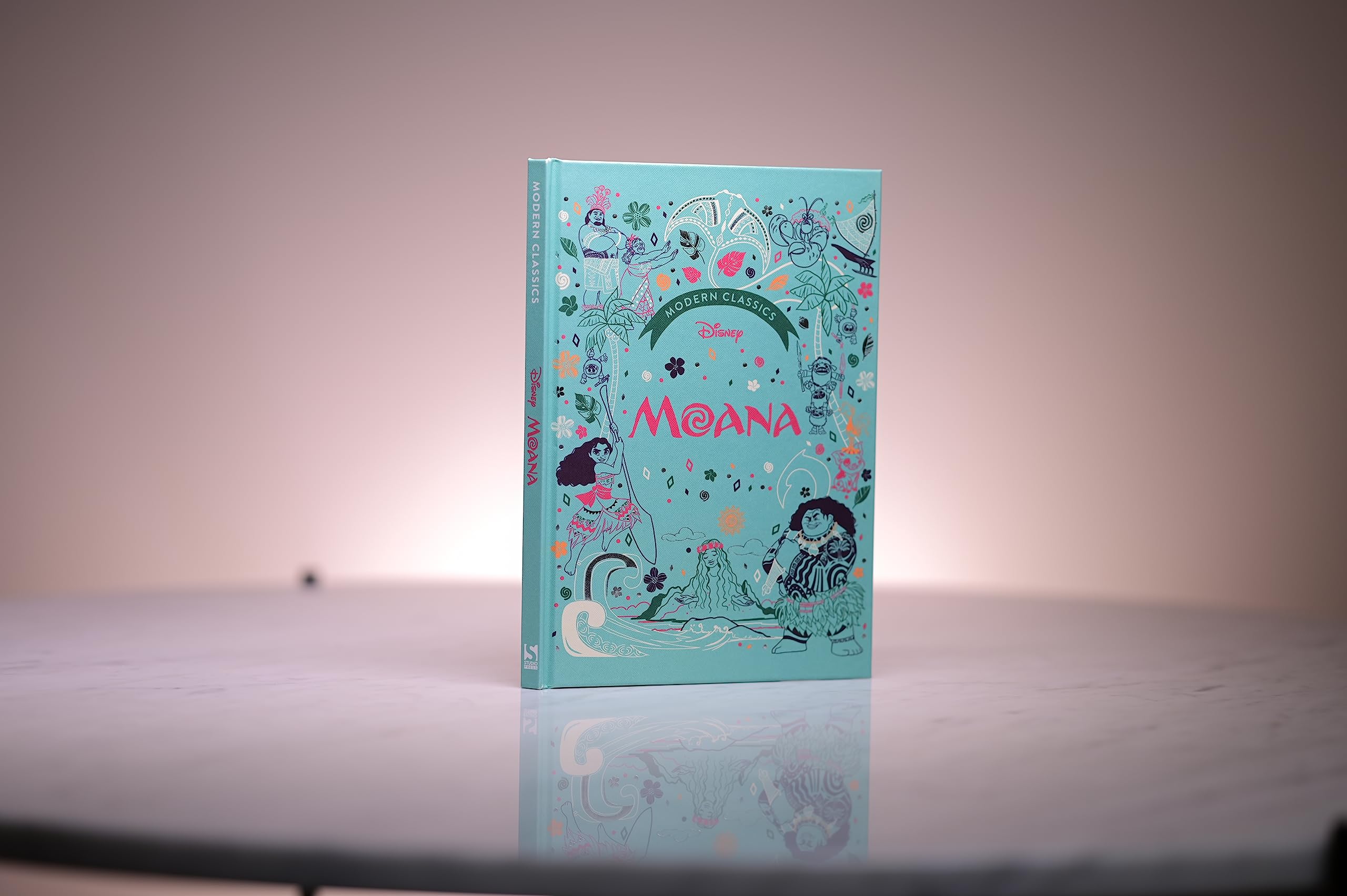 Moana (Disney Modern Classics): A deluxe gift book of the film - collect them all!