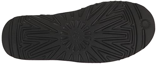 UGG Men's Classic Slip-On Slipper, Black, 8