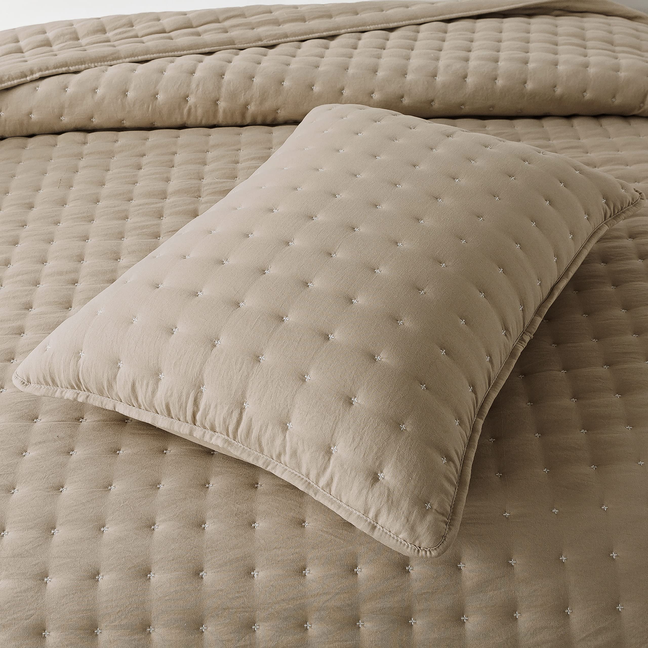 WDCOZY Beige Twin Size Quilt Bedding Sets with Pillow Sham, Tan Cream Lightweight Bedspread Coverlet, Quilted Blanket Thin Comforter Bed Cover, All Season Summer Spring, 2 Pieces, 68x90 inches