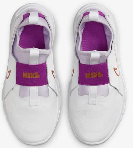 Nike Unisex-Child Flex Runner 2 Running Shoes, White/Metallic Copper, 7 Big Kid