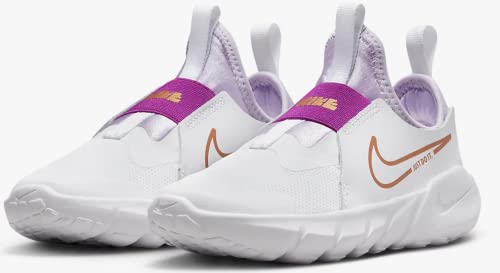 Nike Unisex-Child Flex Runner 2 Running Shoes, White/Metallic Copper, 7 Big Kid