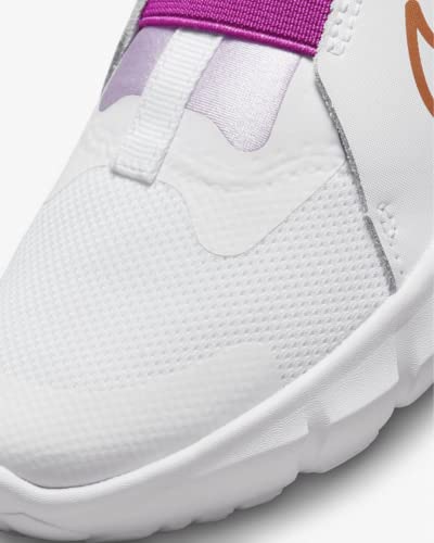 Nike Unisex-Child Flex Runner 2 Running Shoes, White/Metallic Copper, 7 Big Kid