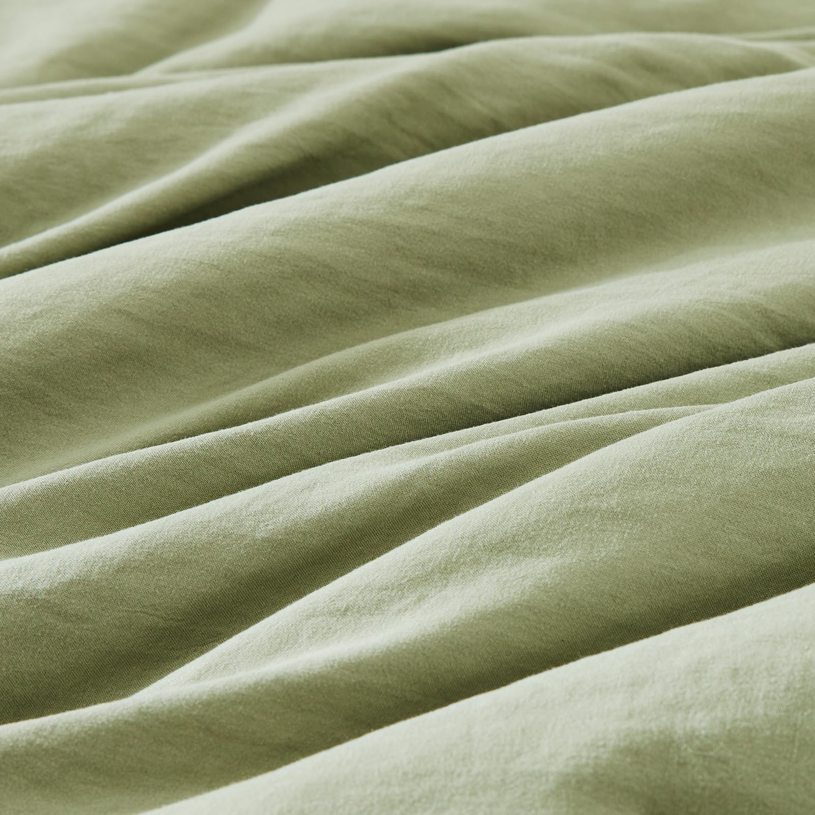 WRENSONGE Twin Comforter Set- 5 Pieces Sage Green Bed in a Bag, All Season Twin XL Bedding Sets with 1 Fitted Sheet, 1 Flat Sheet, 1 Pillow Sham and 1 Pillowcase