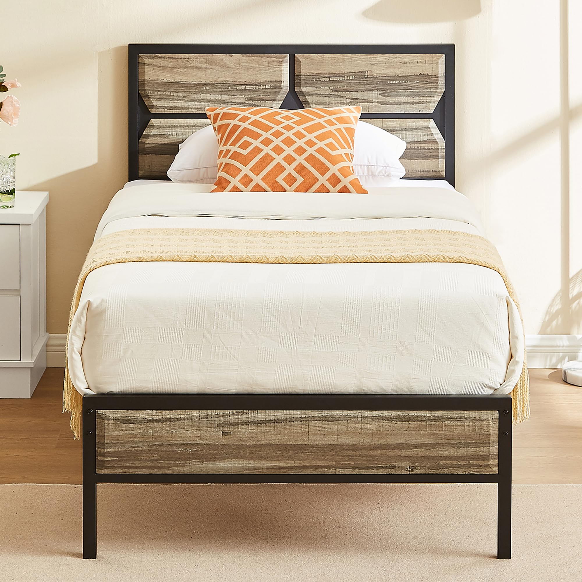 VECELO Twin Bed Frame Metal Platform with Wooden Headboard & Footboard Mattress Foundation Strong Metal Slats Support No Box Spring Replacement/Easy Assemble