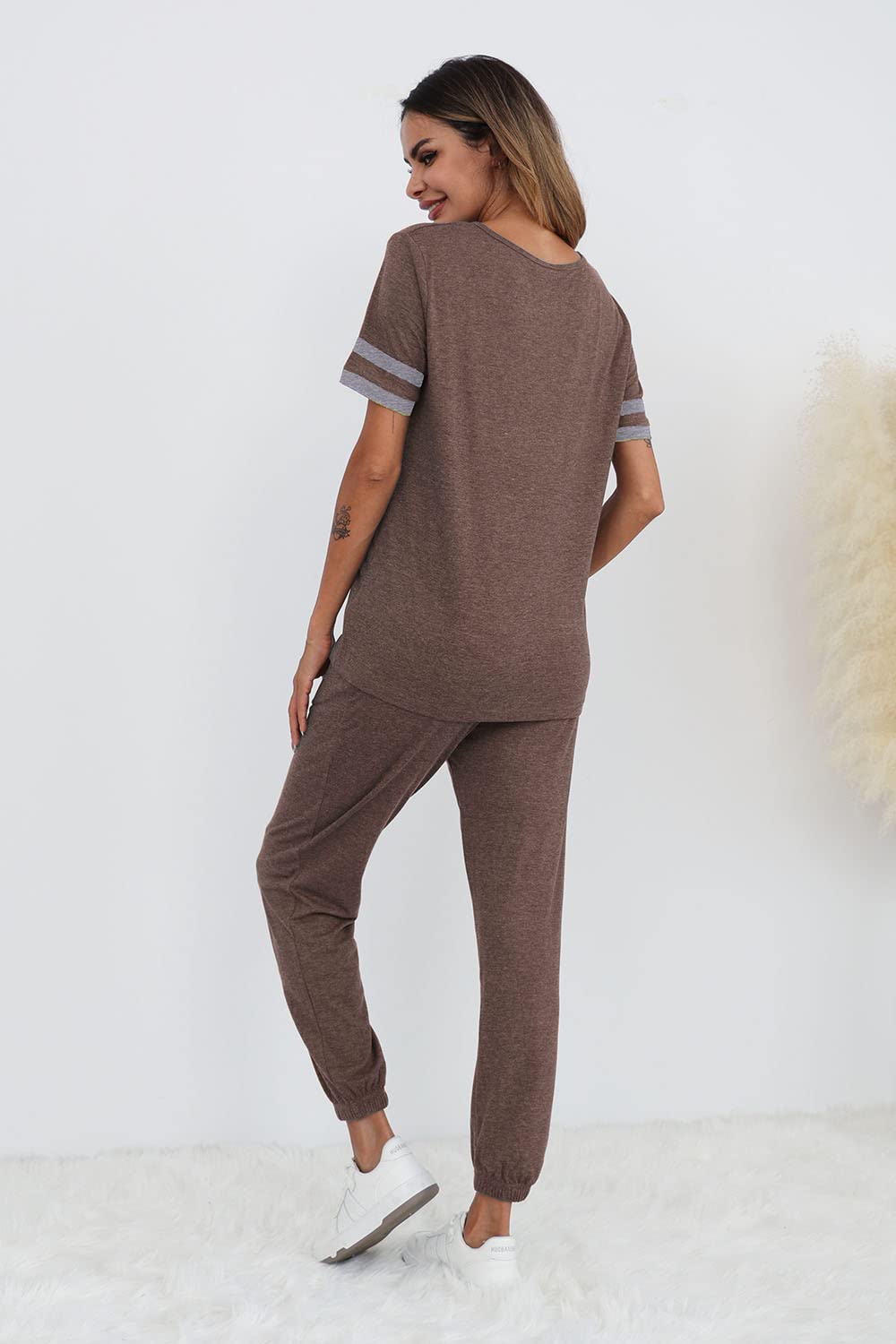 PRETTYGARDEN Women's Two Piece Lounge Sets 2025 Spring Summer Jogger Pants Vacation Outfits Travel Airplane Matching Clothes (Striped Dark Khaki,X-Large)