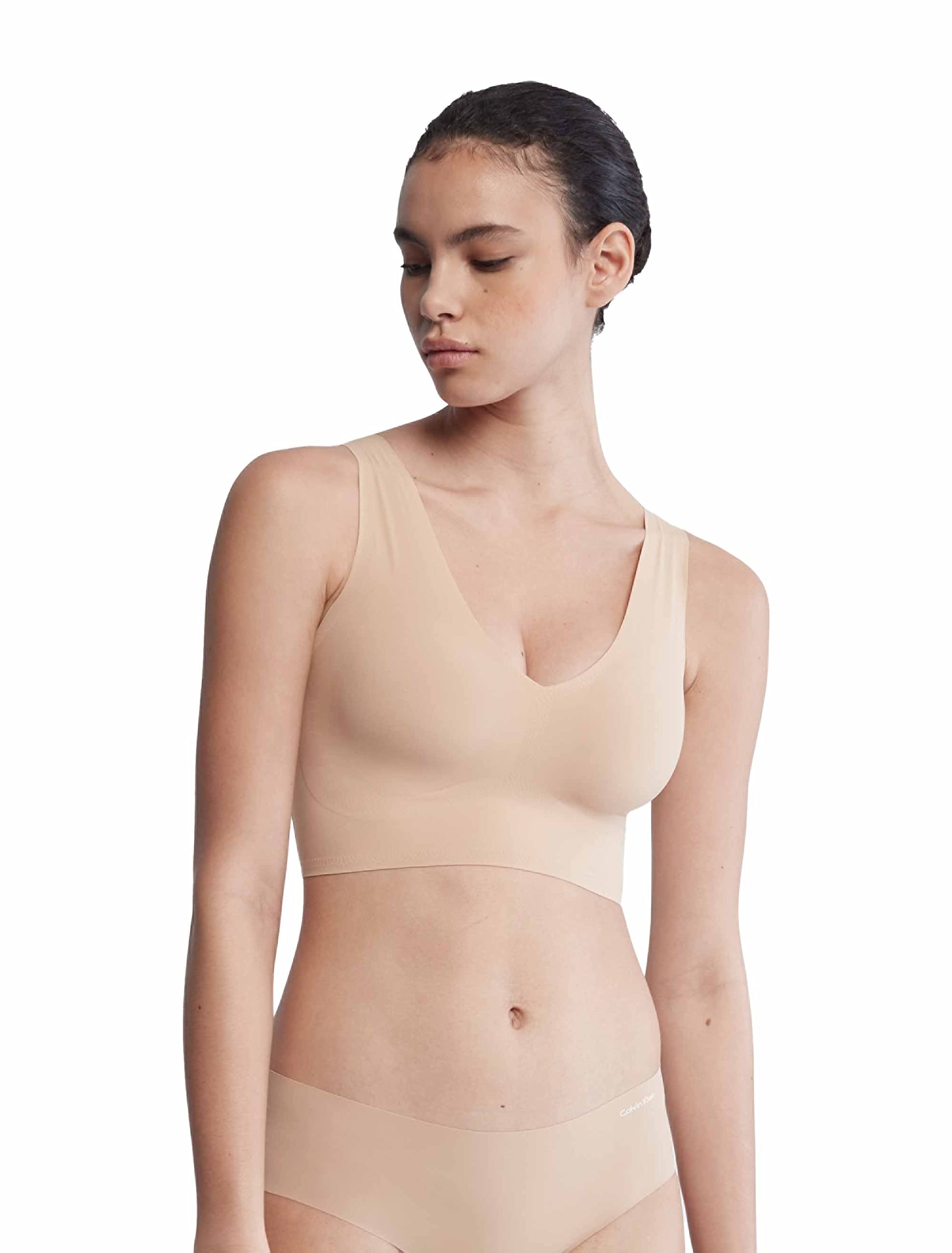 Calvin Klein Women's Invisibles Lightly Lined V Neck Bralette Bra, -bare, M