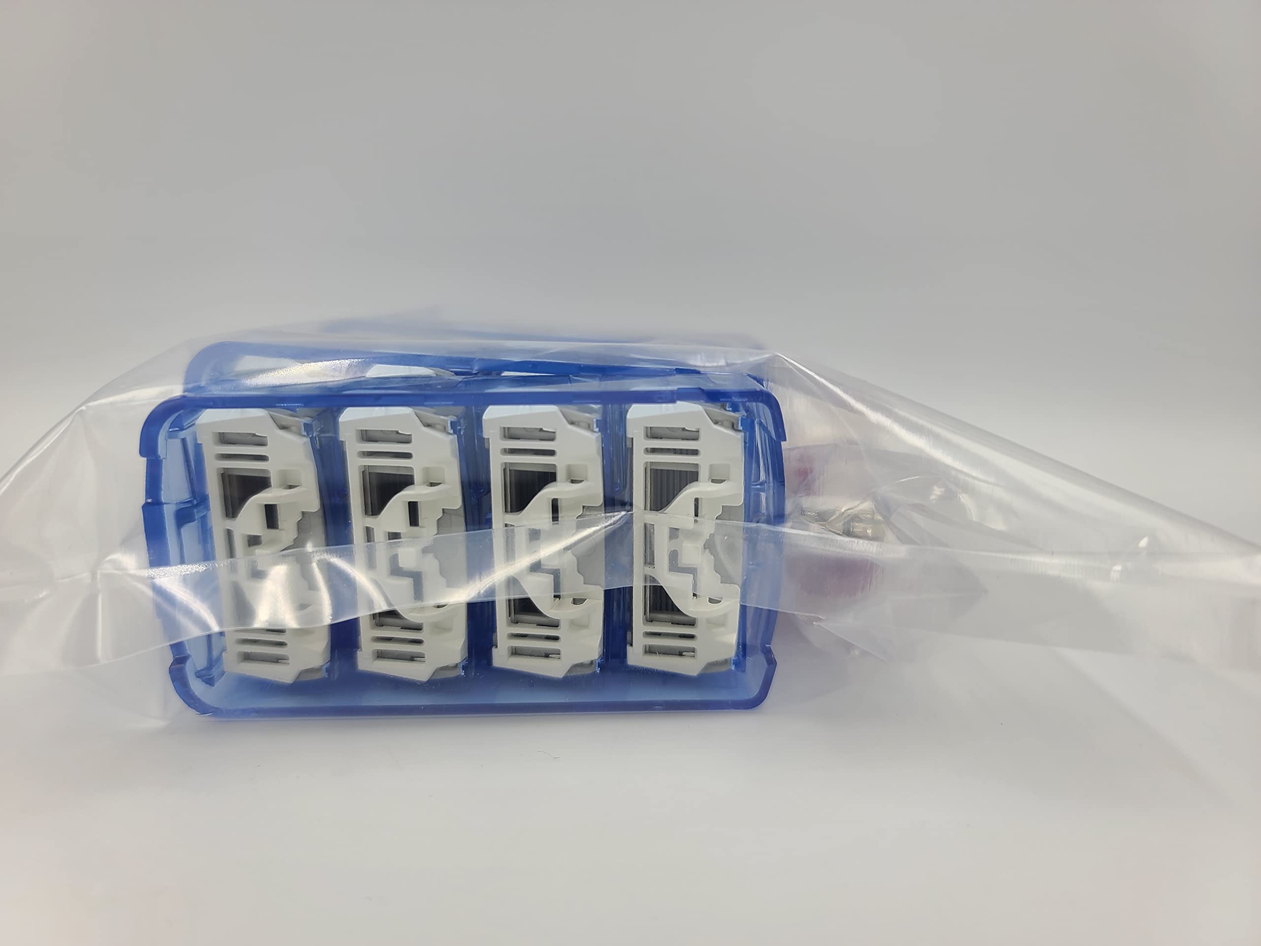 40 Factory Sealed Premium 6 Blade Razors & Handle