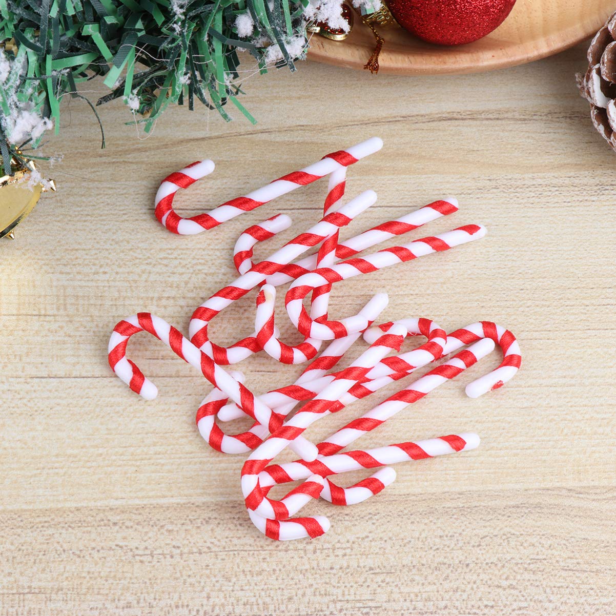 Toddmomy 50 Pieces Christmas Plastic Candy Cane Ornaments Christmas Tree Hanging Ornaments for Xmas Holiday Party Home Decoration 5cm/1.96inch