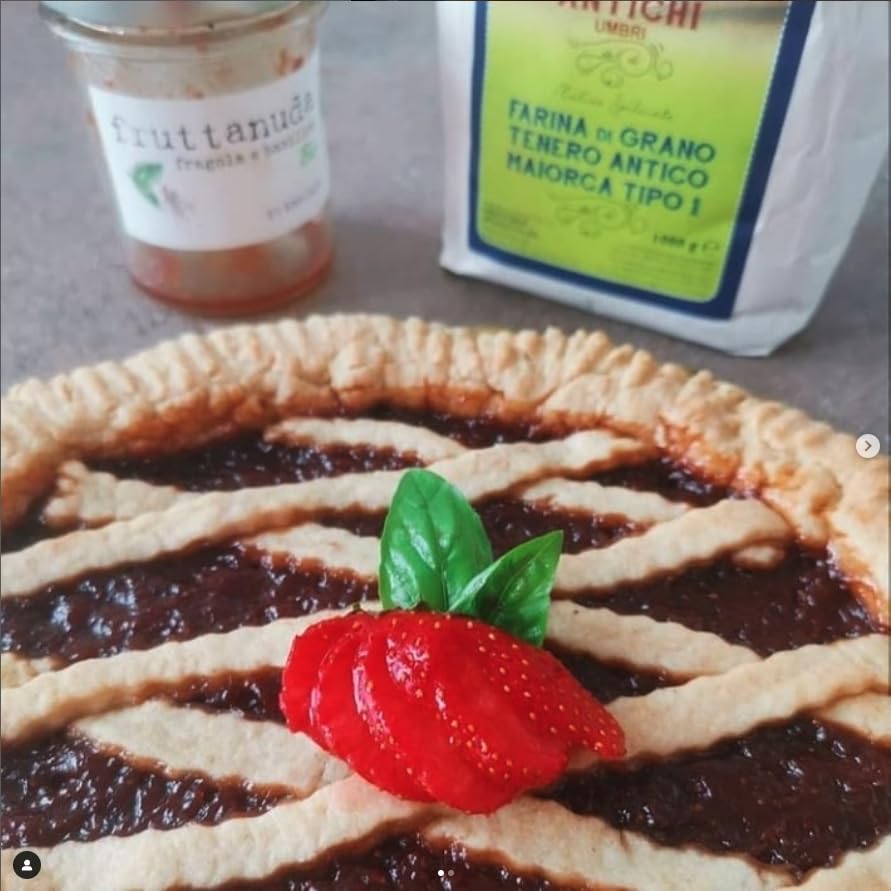 WellEatable Strawberry Jam Preserves, Organic Spread, 100% Italian Fresh Fruit, Only Two Ingredients, More Fruit +90%, Less Sugar, No Chemicals - Strawberry, 8.1 oz (Pack of 1)