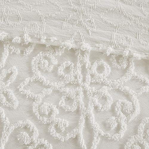 Madison Park Chenille Tufted 100% Cotton Quilt All Season, Lightweight, Breathable Coverlet Bedspread Bedding Set, Matching Shams, Oversized King/Cal King(120"x118"), Sabrina, Off White